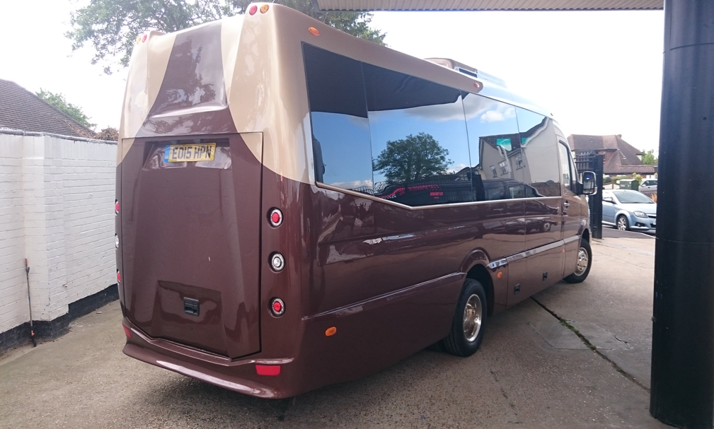 Luxury Minibus Hire in Essex – Empire Coaches