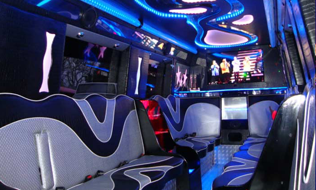 Party Minibus Hire & wedding bus hire in Essex – Empire Coaches